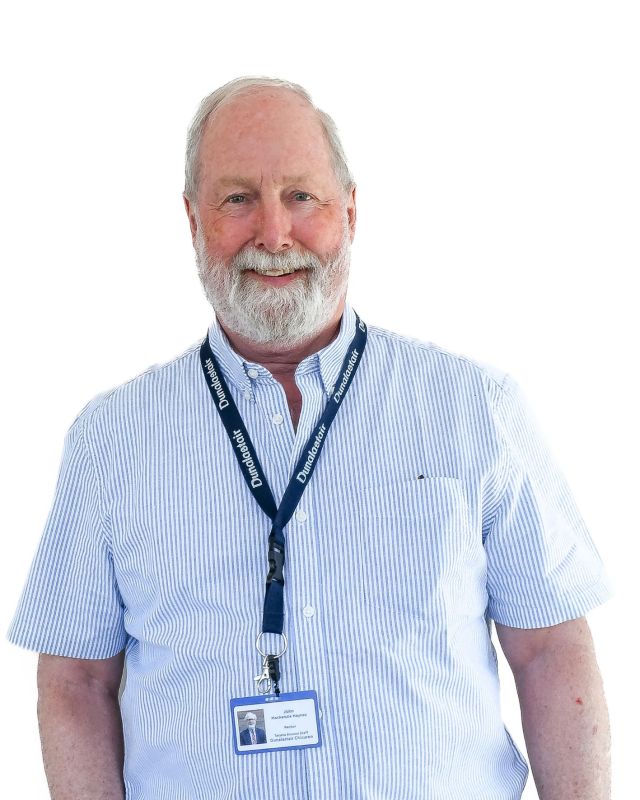 Bienvenida del rector - John MacKenzie